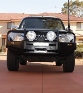 Rodeo RA7 Deluxe Commercial Bull Bar - Southlakes 4x4